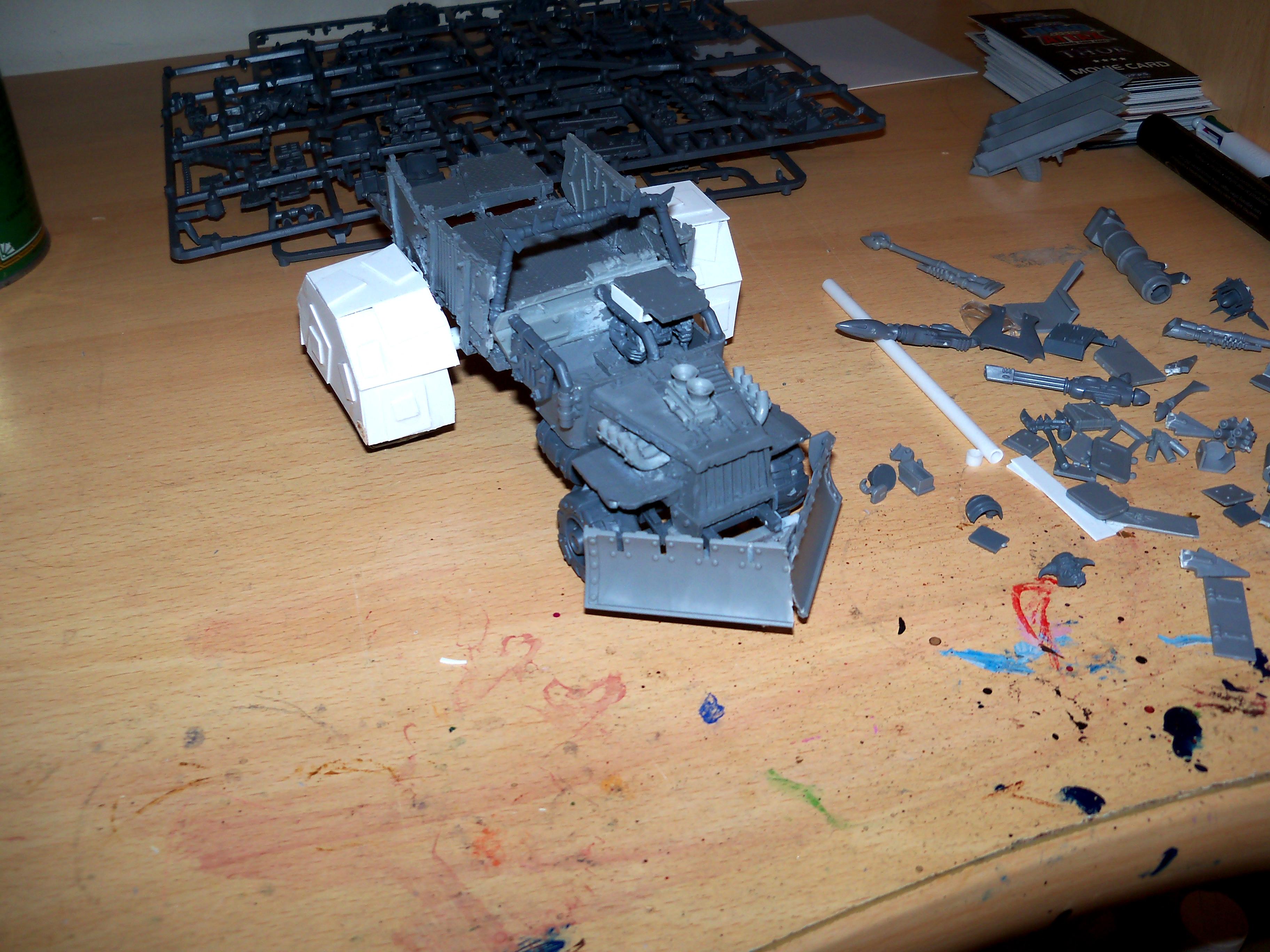 Orks, Trukk, Warhammer 40'000, Warhammer 40,000 - Ork Trukk conversion ...