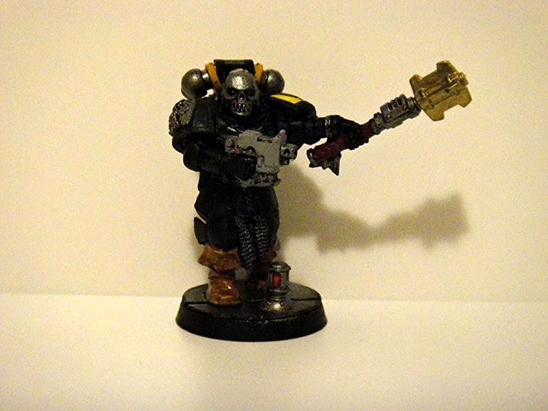 Chaplain, Crozius Arcanum, Imperial Fists - IF Chaplain - Gallery ...