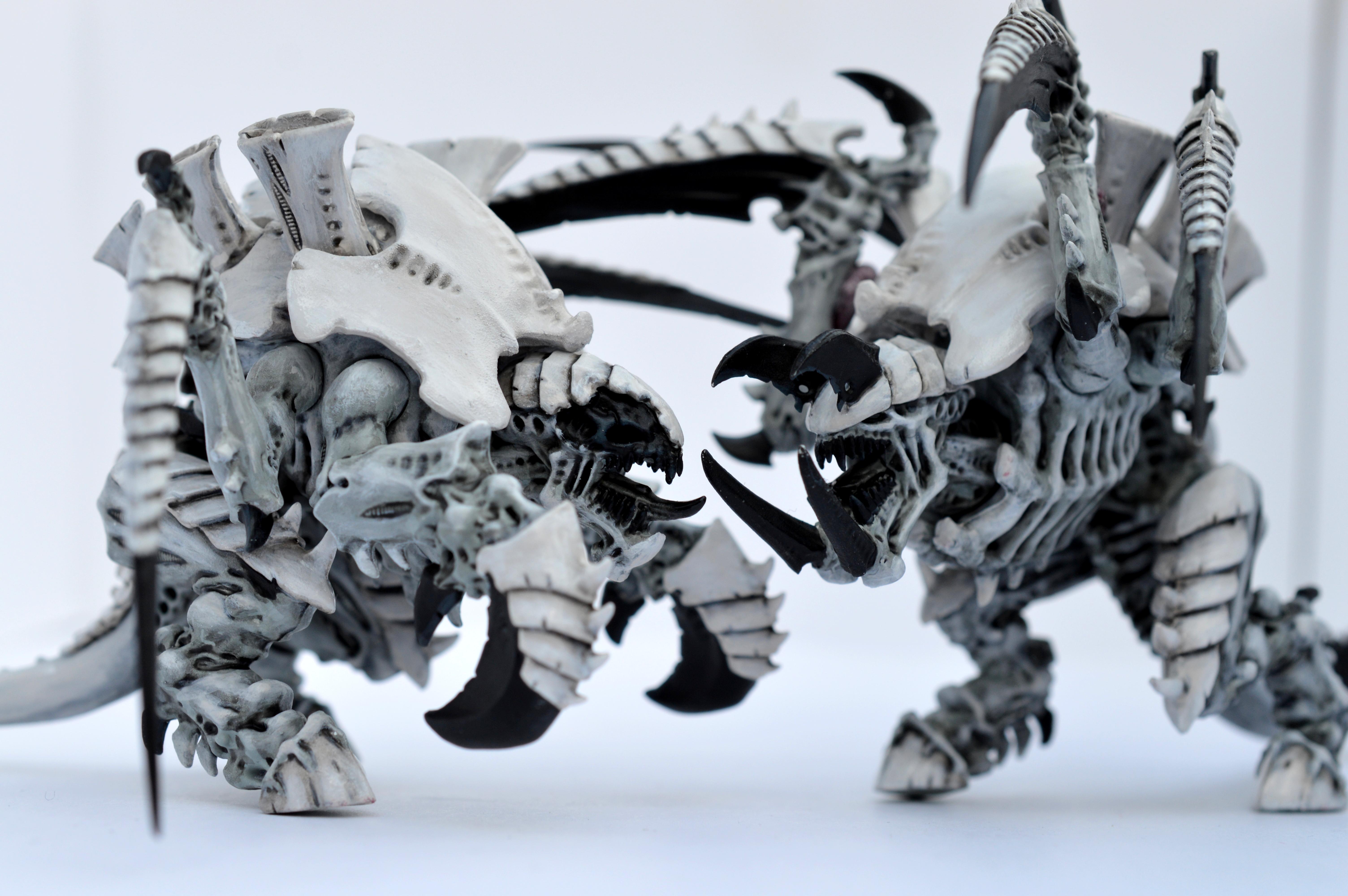Black, Red, Tyranids, White - Carnifex magnetised options 14/16 ...