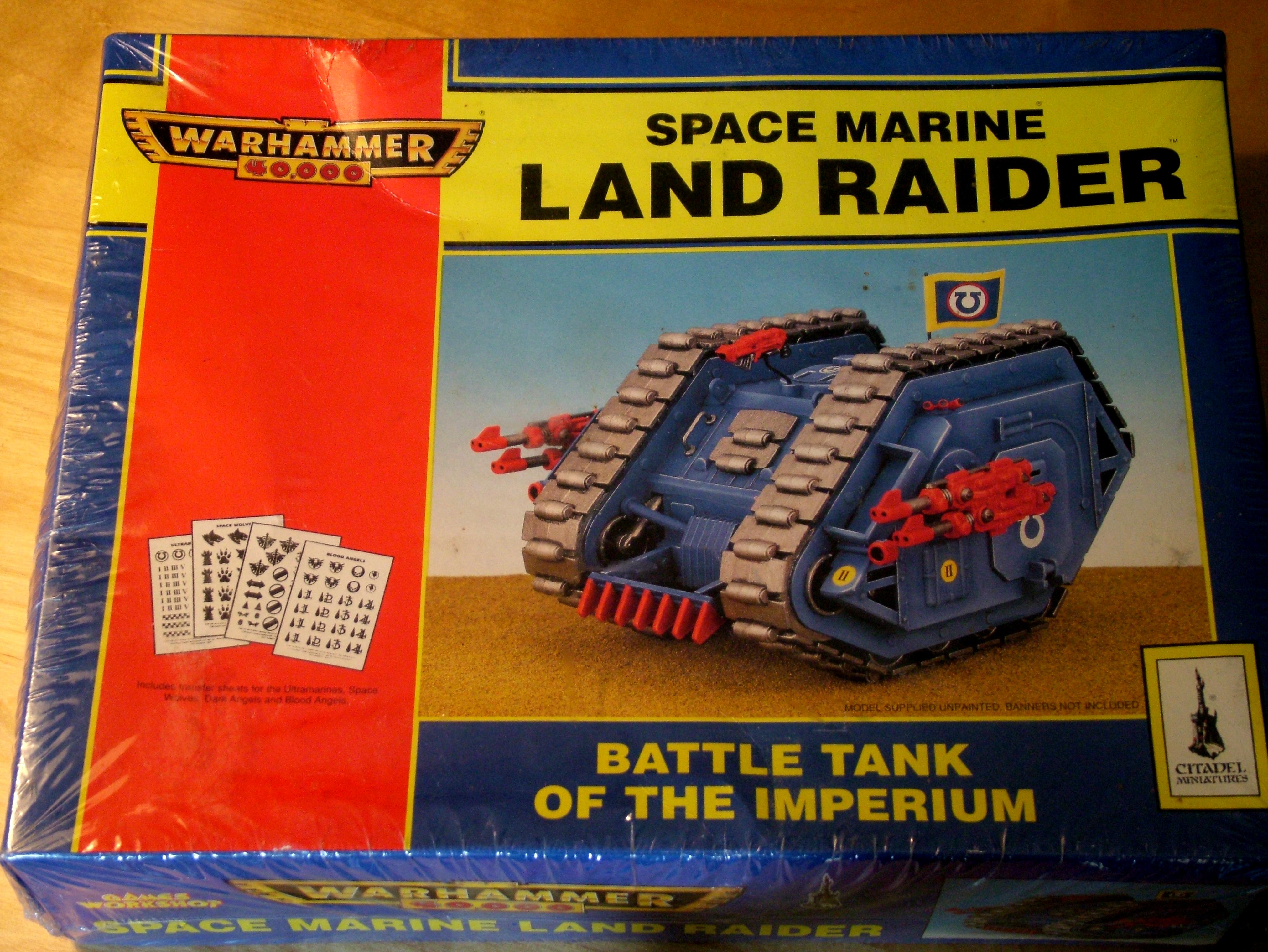 What I imagine heresy era land raiders looked like : Warhammer40k